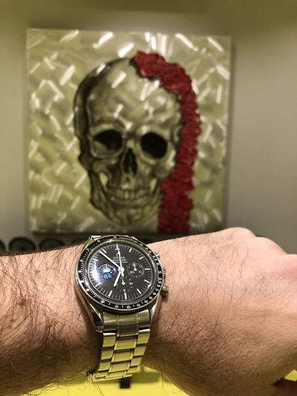 Wristshots von Omega Uhren am Arm | Wristshots.de