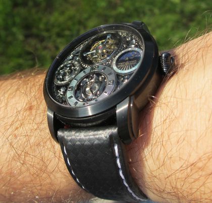 Wristshots von Chinesischen Tourbillon Uhren | Wristshots.de