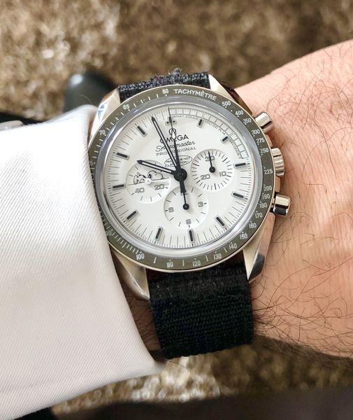 Wristshots von Omega Uhren am Arm | Wristshots.de